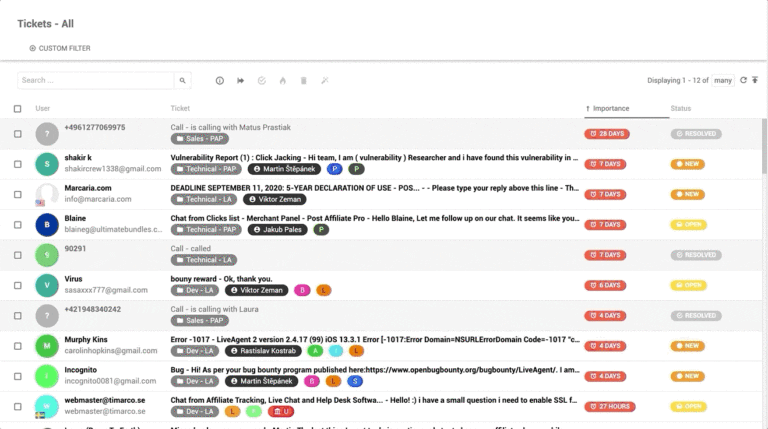 What are Social media help desk features? | LiveAgent